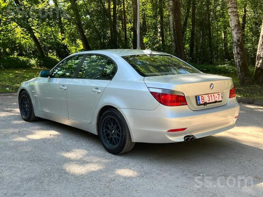 Pelēks BMW 525 2004 Rīga, ar dzinēja tilpumu 2.50 L un nobraukumu 0 tūkst. km par 3799 €, foto 4 vietnē AUTOMOTO.COM.LV