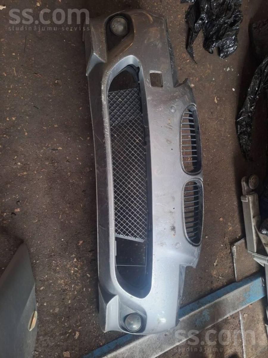 Pelēks BMW 525 2004 Rīga, ar dzinēja tilpumu 2.50 L un nobraukumu 446 tūkst. km par 5500 €, foto 15 vietnē AUTOMOTO.COM.LV