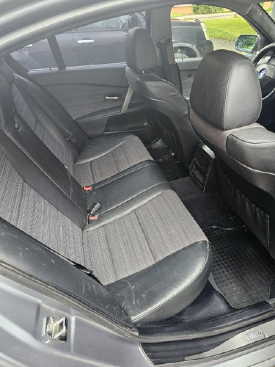 Pelēks BMW 525 2004 Kohtla-Jerve, ar dzinēja tilpumu 0.00 L un nobraukumu 381 tūkst. km par 2800 €, foto 7 vietnē AUTOMOTO.COM.LV