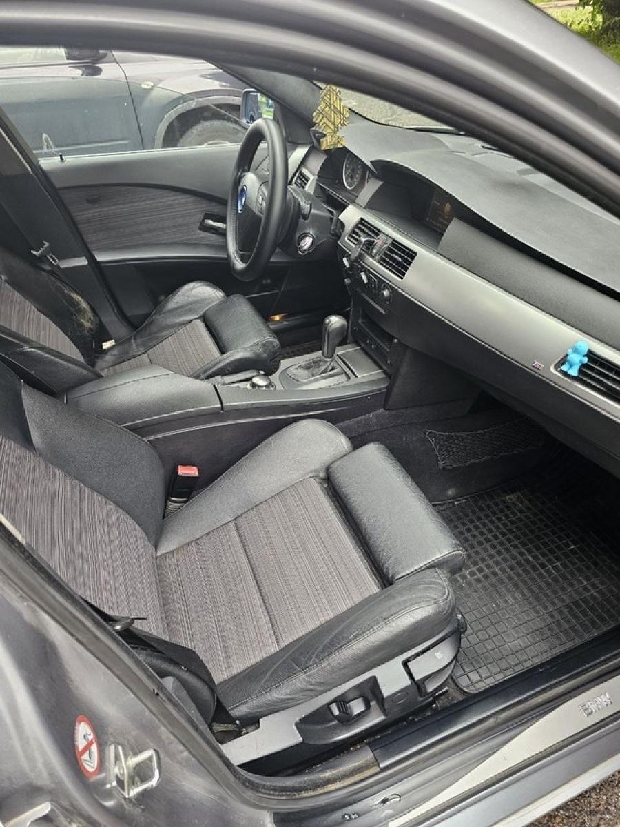 Pelēks BMW 525 2004 Kohtla-Jerve, ar dzinēja tilpumu 0.00 L un nobraukumu 381 tūkst. km par 2800 €, foto 11 vietnē AUTOMOTO.COM.LV