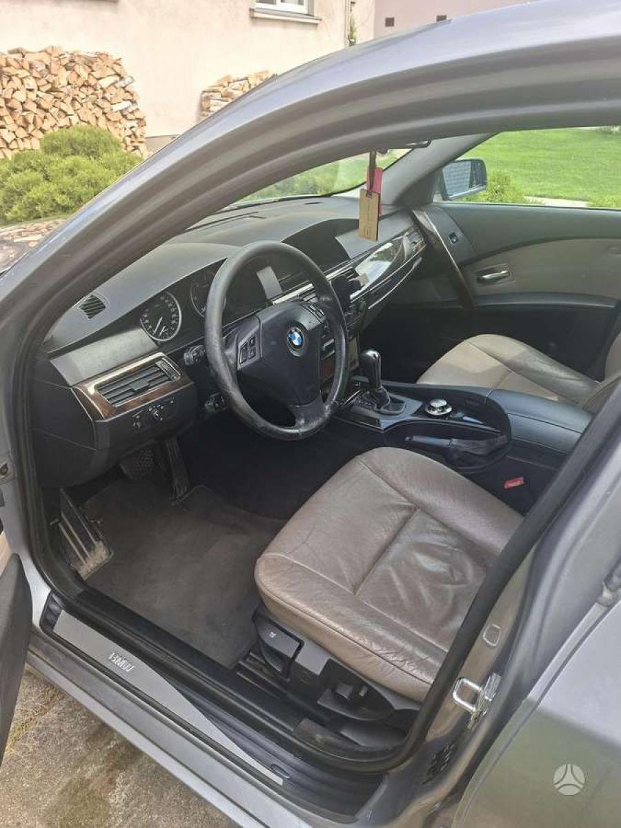 Pelēks BMW 525 2004 Kauņa, ar dzinēja tilpumu 2.50 L un nobraukumu 285 tūkst. km par 3000 €, foto 8 vietnē AUTOMOTO.COM.LV