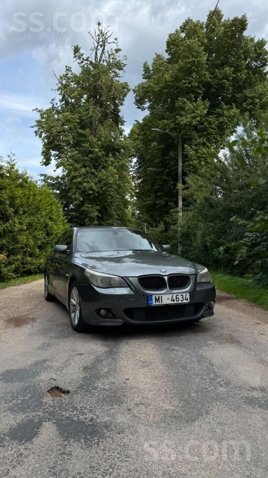 Grey BMW 525 2004 in Riga, with an engine capacity of 2.50 L and mileage of 554 thousand km for 2600 €, photo 6 on AUTOMOTO.COM.LV