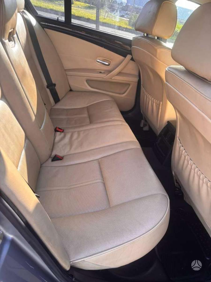 Grey BMW 525 2004 in Siauliai, with an engine capacity of 2.17 L and mileage of 348 thousand km for 2700 €, photo 8 on AUTOMOTO.COM.LV