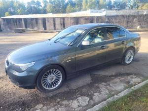 Grey BMW 525 2004 in Druskininkai, with an engine capacity of 0.00 L and mileage of 490 thousand km for 2500 €, photo  on AUTOMOTO.COM.LV