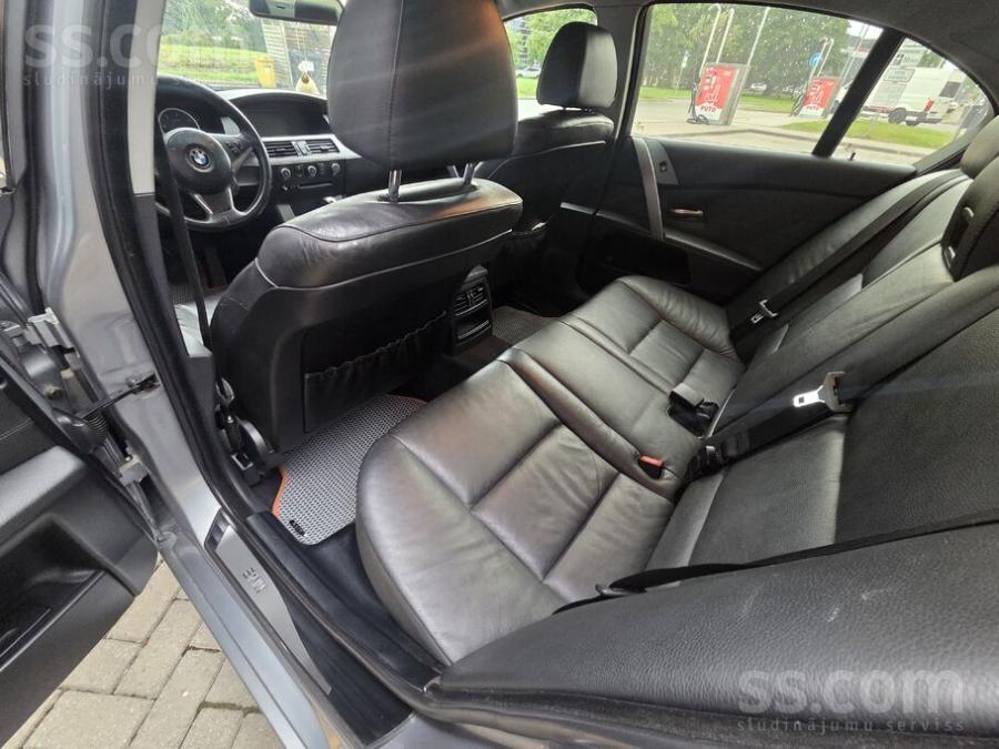 Grey BMW 525 2004 in Riga, with an engine capacity of 2.50 L and mileage of 0 thousand km for 2500 €, photo 7 on AUTOMOTO.COM.LV