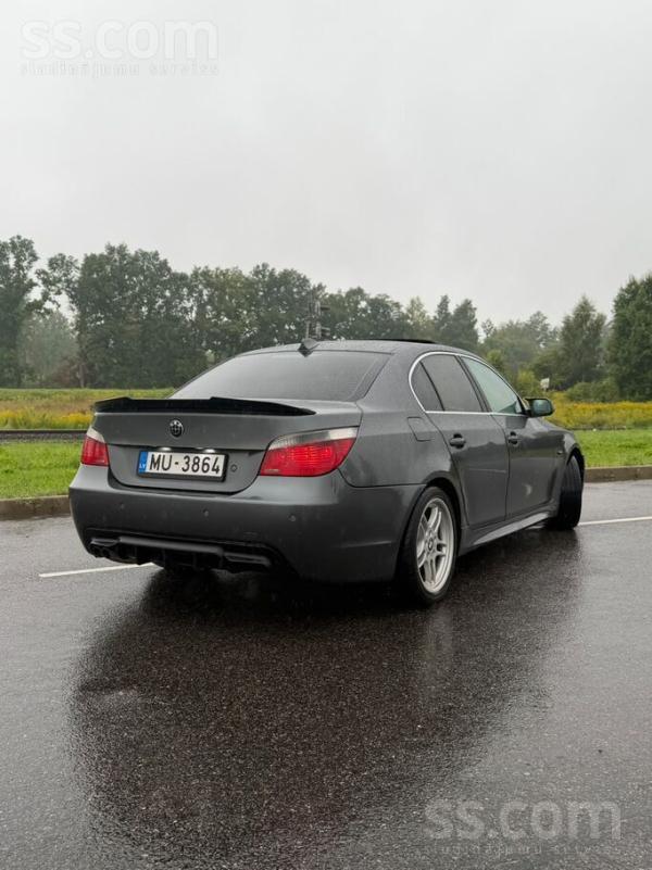 Pelēks BMW 525 2004 Rēzekne, ar dzinēja tilpumu 2.50 L un nobraukumu 462 tūkst. km par 3800 €, foto 6 vietnē AUTOMOTO.COM.LV