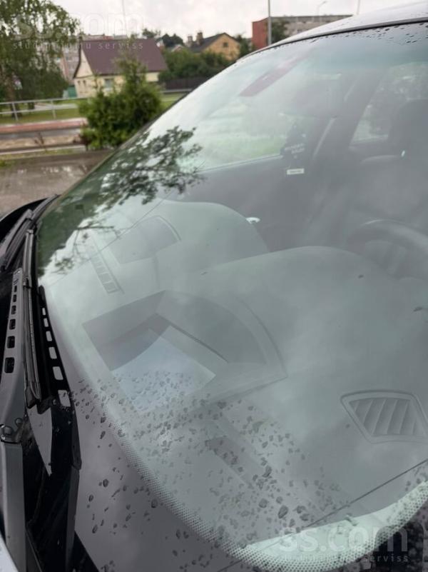 Pelēks BMW 525 2004 Rēzekne, ar dzinēja tilpumu 2.50 L un nobraukumu 462 tūkst. km par 3800 €, foto 9 vietnē AUTOMOTO.COM.LV