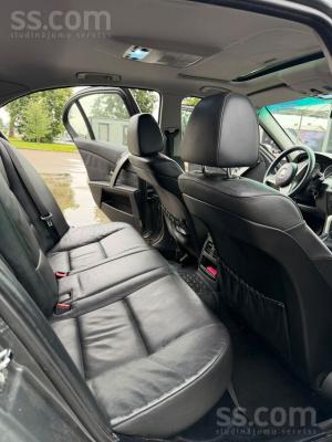 Grey BMW 525 2004 in Rezekne, with an engine capacity of 2.50 L and mileage of 462 thousand km for 3800 €, photo 11 on AUTOMOTO.COM.LV