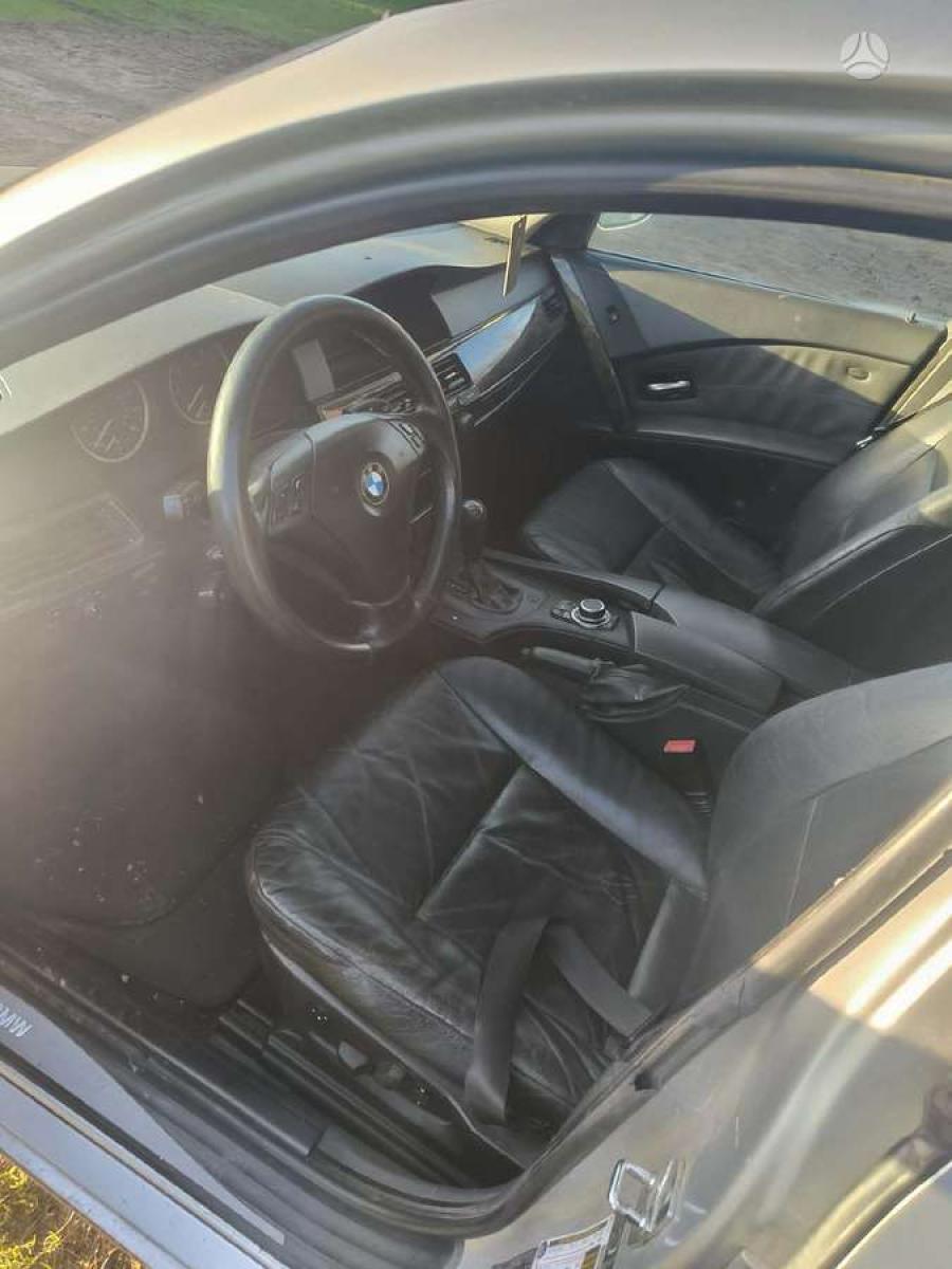 Pelēks BMW 525 2005 Kretinga, ar dzinēja tilpumu 0.00 L un nobraukumu 340 tūkst. km par 1400 €, foto 4 vietnē AUTOMOTO.COM.LV