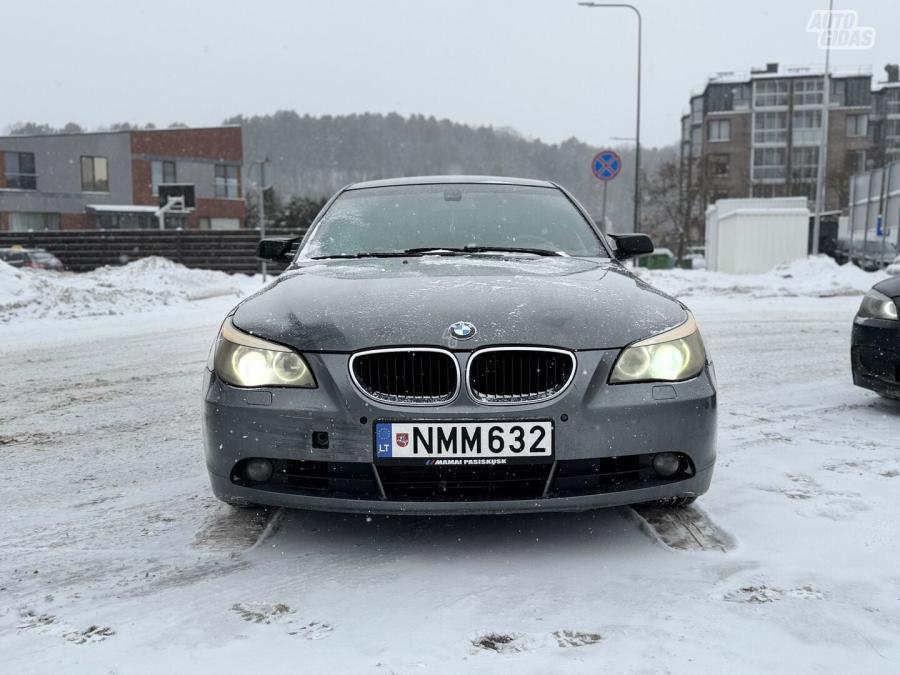 Grey BMW 525 2005 in Kaunas, with an engine capacity of 2.50 L and mileage of 444 thousand km for 2650 €, photo 2 on AUTOMOTO.COM.LV