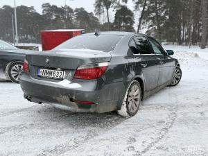 Grey BMW 525 2005 in Kaunas, with an engine capacity of 2.50 L and mileage of 444 thousand km for 2650 €, photo 9 on AUTOMOTO.COM.LV