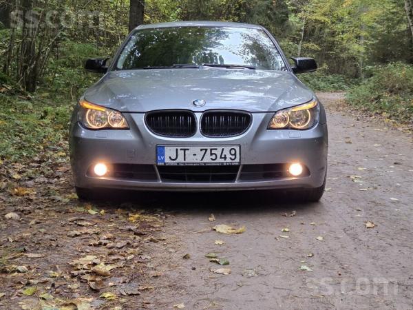 Pelēks BMW 525 2005 Dobele, ar dzinēja tilpumu 2.50 L un nobraukumu 362 tūkst. km par 3300 €, foto 1 vietnē AUTOMOTO.COM.LV
