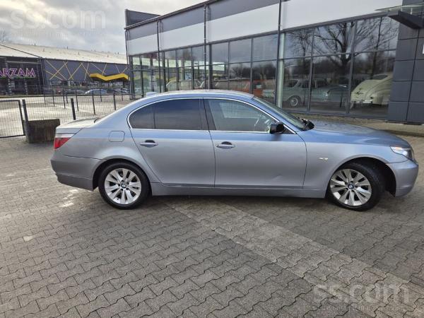 Pelēks BMW 525 2005 Dobele, ar dzinēja tilpumu 2.50 L un nobraukumu 362 tūkst. km par 3300 €, foto 3 vietnē AUTOMOTO.COM.LV