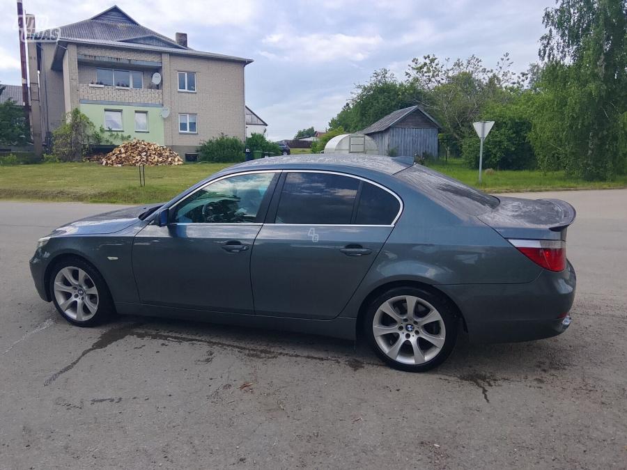 Grey BMW 525 2005 in Silale, with an engine capacity of 2.50 L and mileage of 370 thousand km for 3300 €, photo 6 on AUTOMOTO.COM.LV