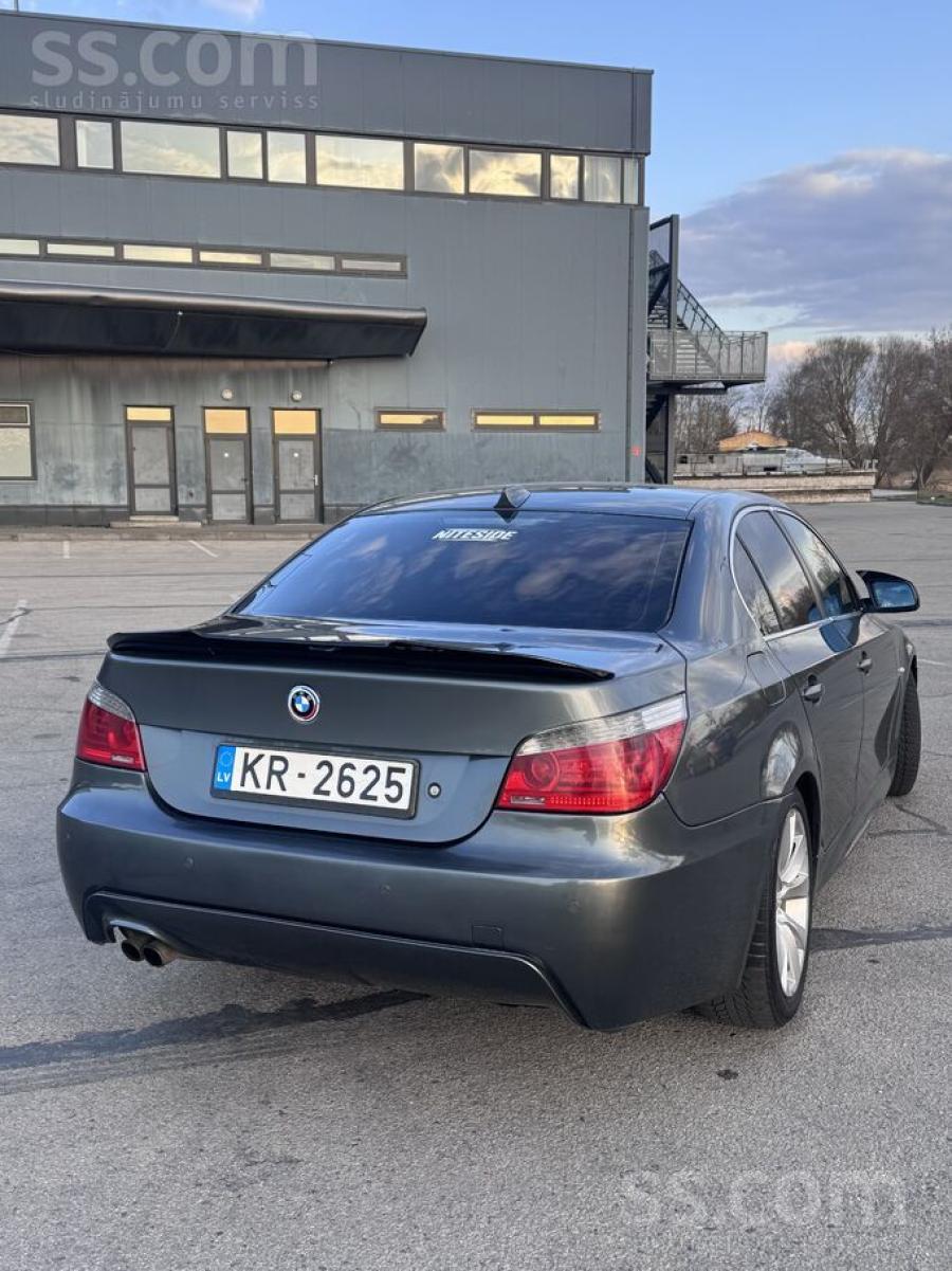 Pelēks BMW 525 2005 Rīga, ar dzinēja tilpumu 2.50 L un nobraukumu 283 tūkst. km par 4800 €, foto 4 vietnē AUTOMOTO.COM.LV