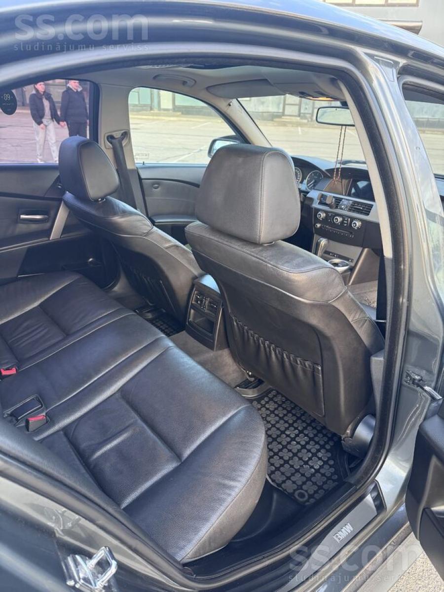 Pelēks BMW 525 2005 Rīga, ar dzinēja tilpumu 2.50 L un nobraukumu 283 tūkst. km par 4800 €, foto 7 vietnē AUTOMOTO.COM.LV