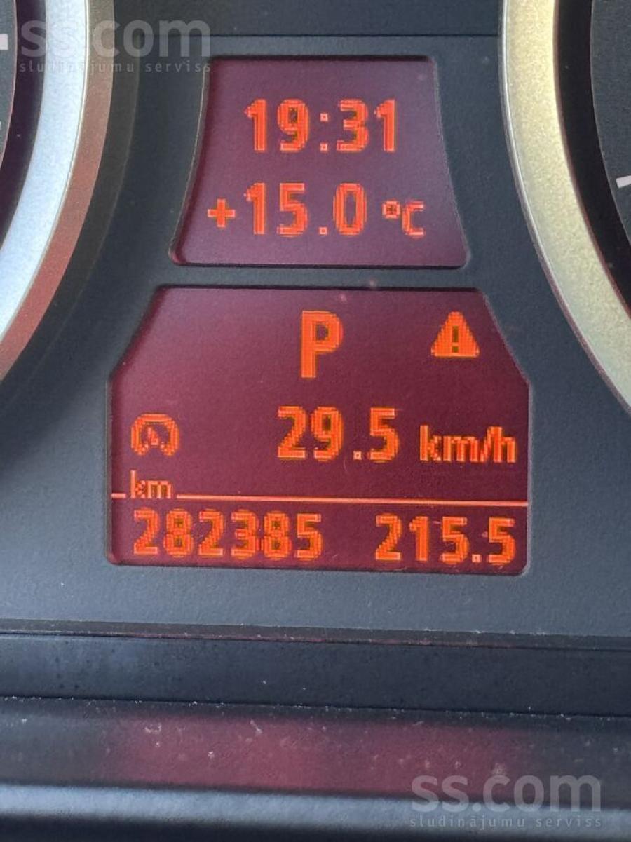 Pelēks BMW 525 2005 Rīga, ar dzinēja tilpumu 2.50 L un nobraukumu 283 tūkst. km par 4800 €, foto 12 vietnē AUTOMOTO.COM.LV