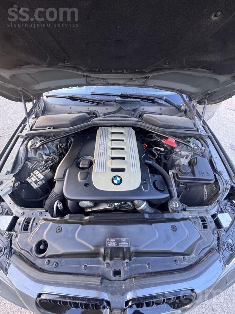 Pelēks BMW 525 2005 Rīga, ar dzinēja tilpumu 2.50 L un nobraukumu 283 tūkst. km par 4800 €, foto 15 vietnē AUTOMOTO.COM.LV