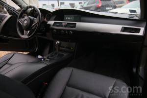 Grey BMW 525 2005 in Riga, with an engine capacity of 2.50 L and mileage of 355 thousand km for 3999 €, photo 13 on AUTOMOTO.COM.LV