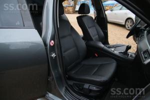 Grey BMW 525 2005 in Riga, with an engine capacity of 2.50 L and mileage of 355 thousand km for 3999 €, photo 15 on AUTOMOTO.COM.LV