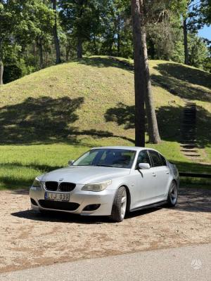 Pelēks BMW 525 2005 Viļņa, ar dzinēja tilpumu 2.50 L un nobraukumu 380 tūkst. km par 4000 €, foto 3 vietnē AUTOMOTO.COM.LV