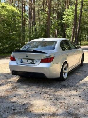 Pelēks BMW 525 2005 Viļņa, ar dzinēja tilpumu 2.50 L un nobraukumu 380 tūkst. km par 4000 €, foto 6 vietnē AUTOMOTO.COM.LV