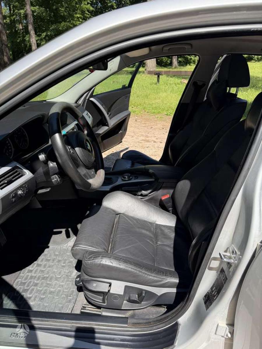 Pelēks BMW 525 2005 Viļņa, ar dzinēja tilpumu 2.50 L un nobraukumu 380 tūkst. km par 4000 €, foto 13 vietnē AUTOMOTO.COM.LV
