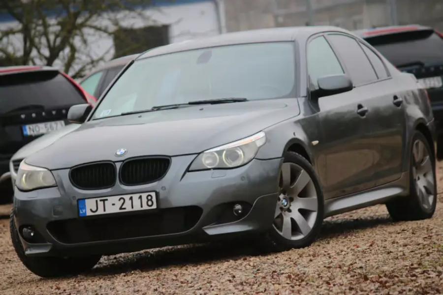 Pelēks BMW 525 2005 Rīga, ar dzinēja tilpumu 2.50 L un nobraukumu 356 tūkst. km par 3999 €, foto 1 vietnē AUTOMOTO.COM.LV
