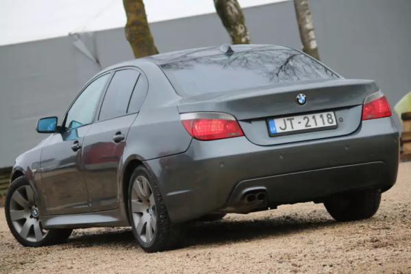 Pelēks BMW 525 2005 Rīga, ar dzinēja tilpumu 2.50 L un nobraukumu 356 tūkst. km par 3999 €, foto 3 vietnē AUTOMOTO.COM.LV