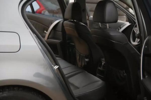 Pelēks BMW 525 2005 Rīga, ar dzinēja tilpumu 2.50 L un nobraukumu 356 tūkst. km par 3999 €, foto 8 vietnē AUTOMOTO.COM.LV