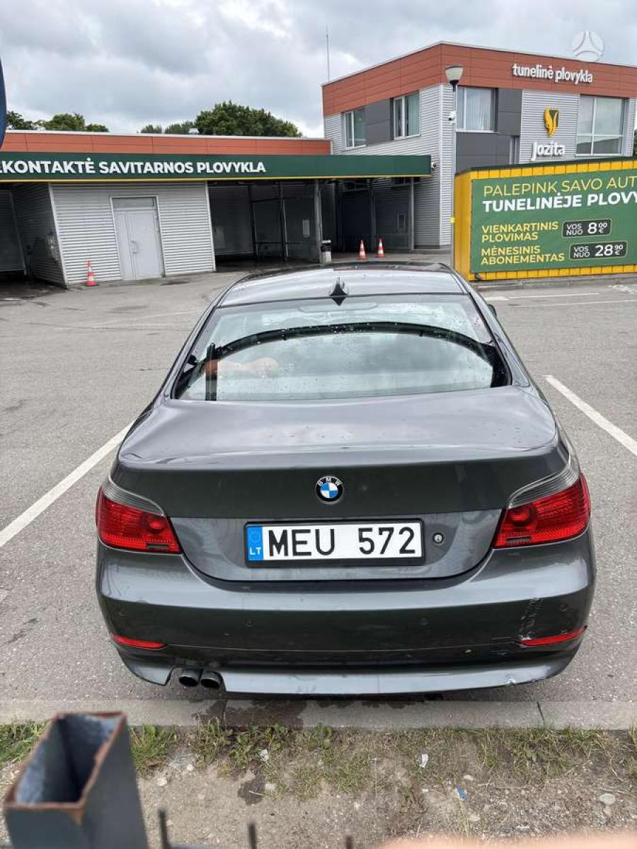 Grey BMW 525 2005 in Klaipeda, with an engine capacity of 2.50 L and mileage of 440 thousand km for 2800 €, photo 5 on AUTOMOTO.COM.LV