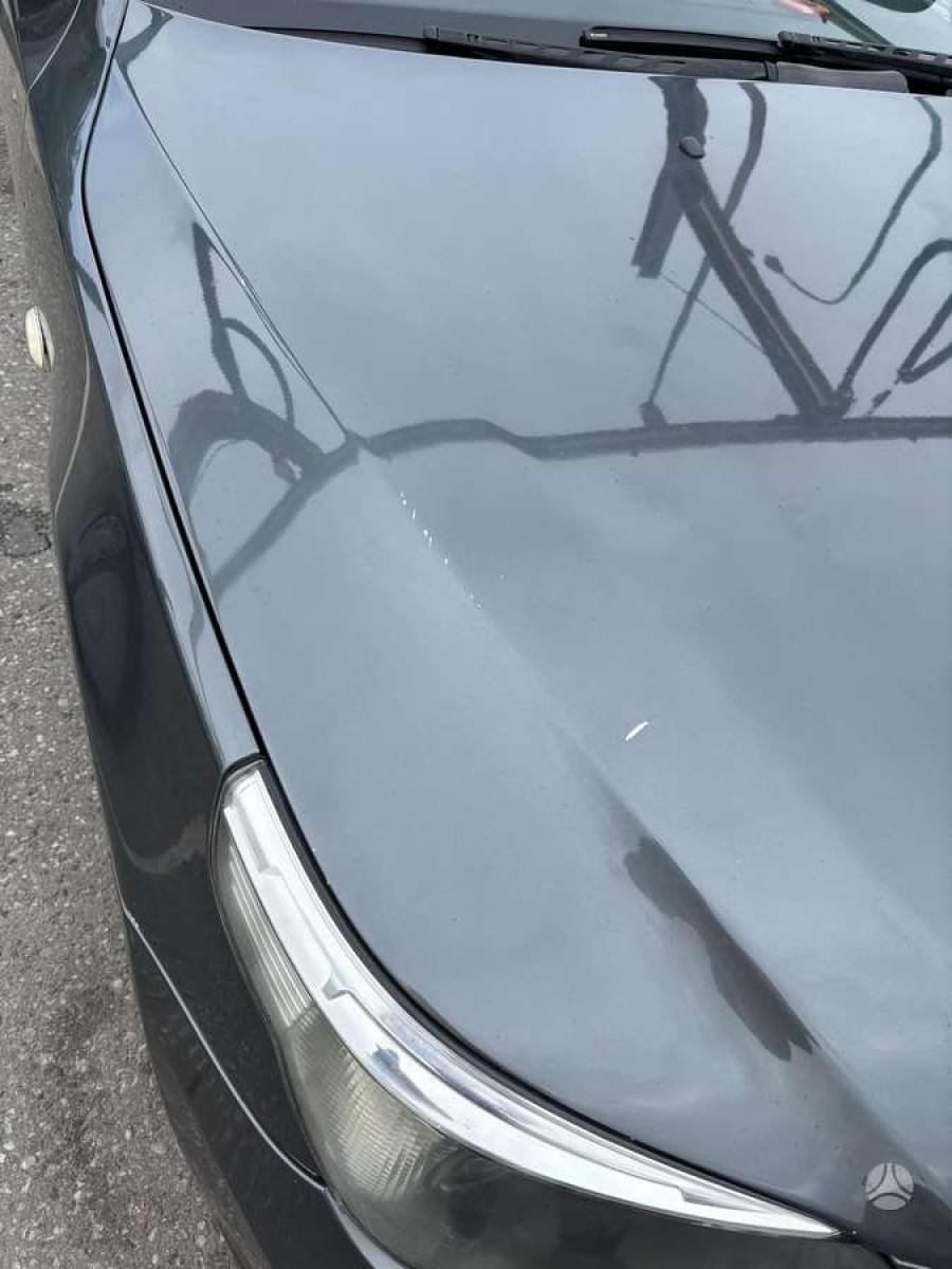 Grey BMW 525 2005 in Klaipeda, with an engine capacity of 2.50 L and mileage of 440 thousand km for 2800 €, photo 8 on AUTOMOTO.COM.LV