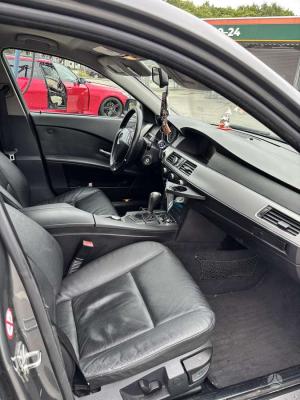 Grey BMW 525 2005 in Klaipeda, with an engine capacity of 2.50 L and mileage of 440 thousand km for 2800 €, photo 12 on AUTOMOTO.COM.LV