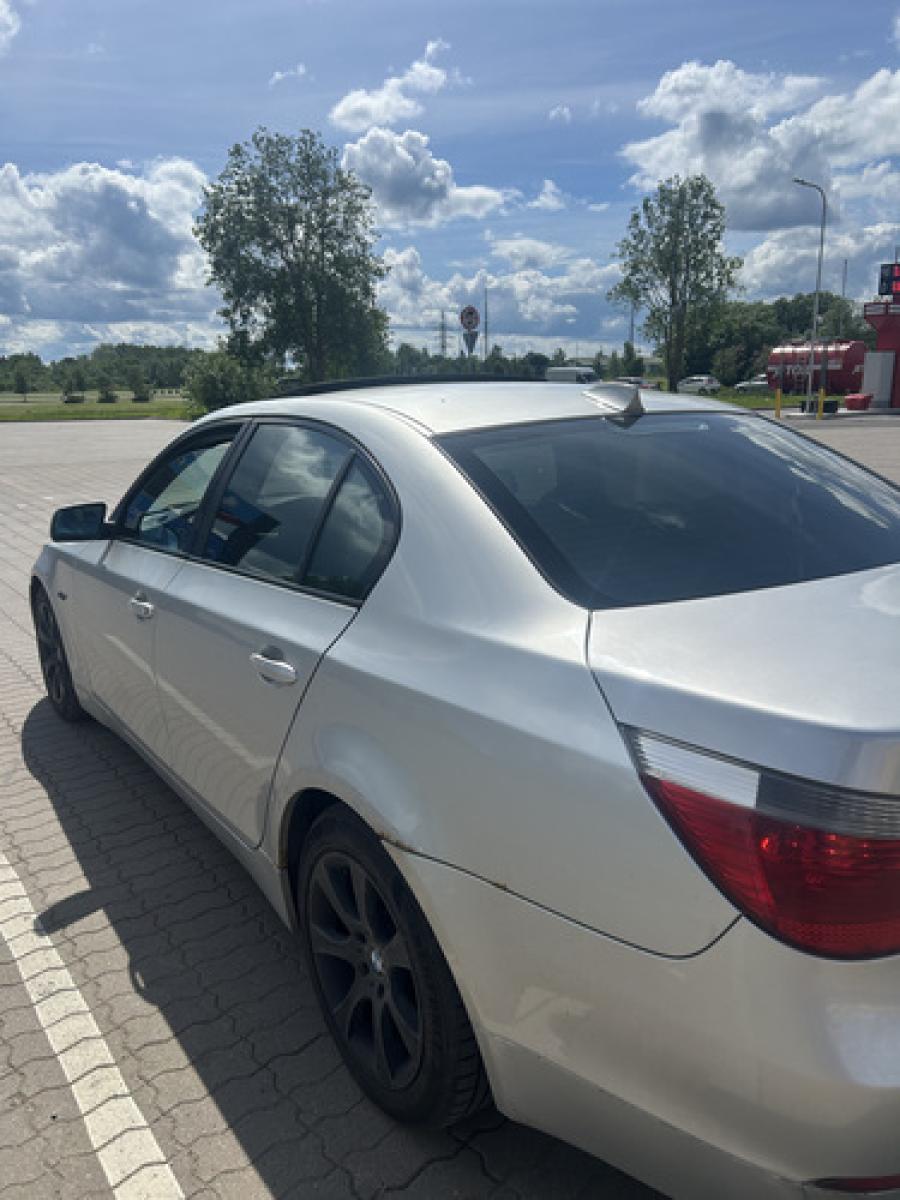 Серый БМВ 525 2005 в Силламяэ, объемом двигателя 2.50 л и пробегом 442 тыс. км за 2300 €, фото 6 на AUTOMOTO.COM.LV