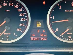 Pelēks BMW 525 2005 Prienai, ar dzinēja tilpumu 2.50 L un nobraukumu 225 tūkst. km par 3333 €, foto 18 vietnē AUTOMOTO.COM.LV