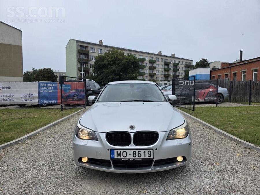 Pelēks BMW 525 2005 Ventspils, ar dzinēja tilpumu 2.50 L un nobraukumu 404 tūkst. km par 2990 €, foto 3 vietnē AUTOMOTO.COM.LV