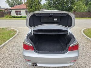 Pelēks BMW 525 2005 Ventspils, ar dzinēja tilpumu 2.50 L un nobraukumu 404 tūkst. km par 2990 €, foto 18 vietnē AUTOMOTO.COM.LV