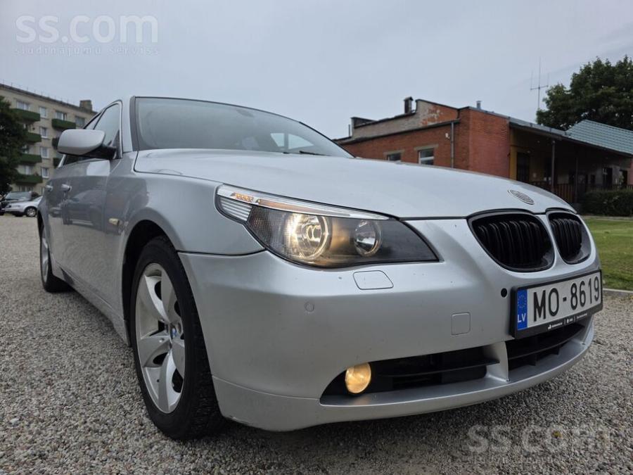 Pelēks BMW 525 2005 Ventspils, ar dzinēja tilpumu 2.50 L un nobraukumu 404 tūkst. km par 2990 €, foto 20 vietnē AUTOMOTO.COM.LV