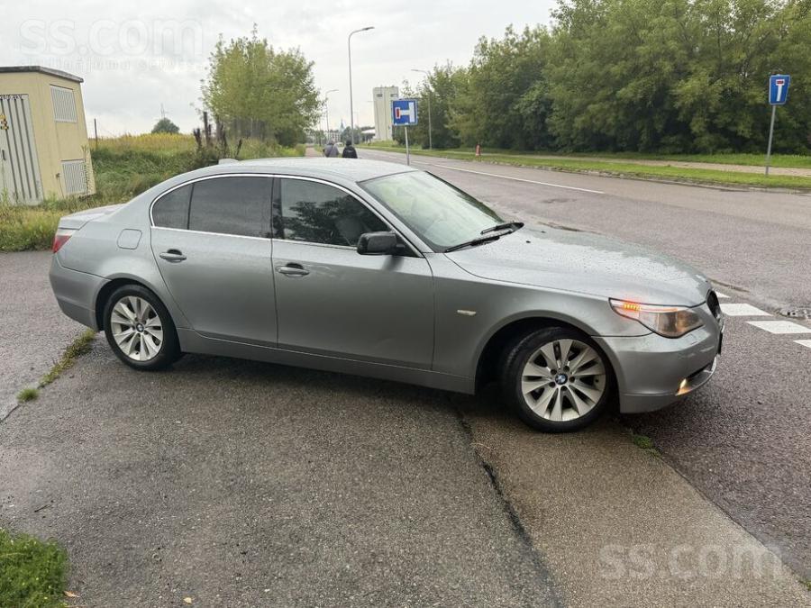 Pelēks BMW 525 2005 Dobele, ar dzinēja tilpumu 2.50 L un nobraukumu 0 tūkst. km par 2850 €, foto 3 vietnē AUTOMOTO.COM.LV