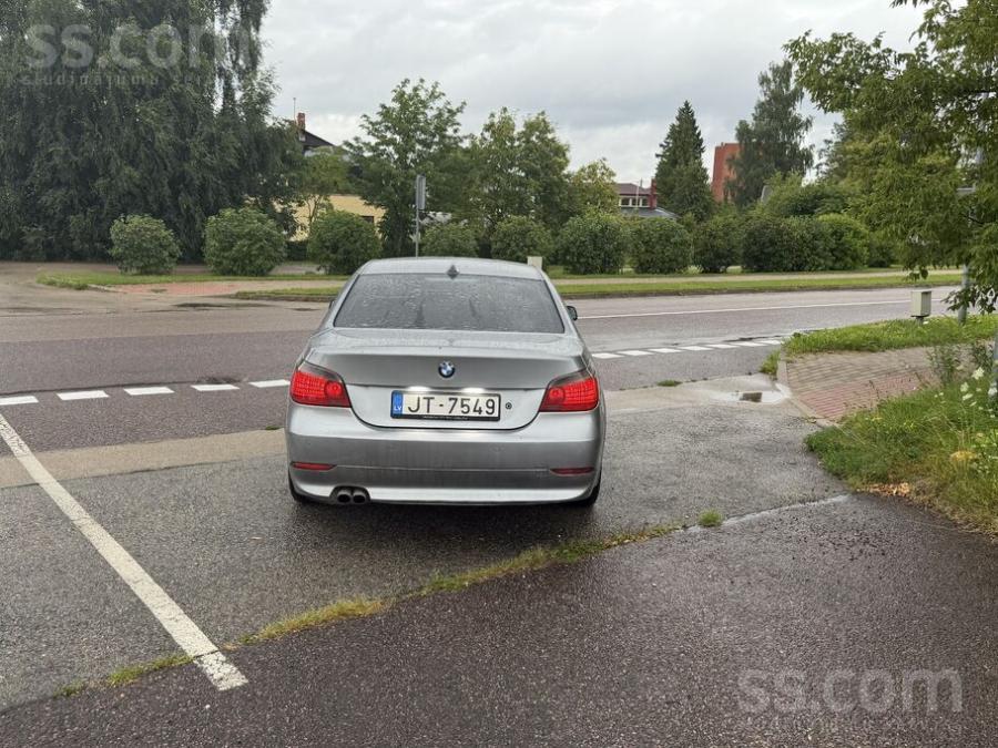Серый БМВ 525 2005 в Добеле, объемом двигателя 2.50 л и пробегом 385 тыс. км за 2650 €, фото 4 на AUTOMOTO.COM.LV