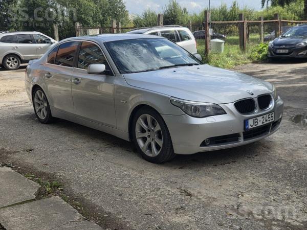 BMW 525 2005 in Rezekne on AUTOMOTO.COM.LV Grey BMW 525 2005 in Rezekne, with an engine capacity of 2.50 L and mileage of 355 thousand km for 2550 €, photo 5 on AUTOMOTO.COM.LV