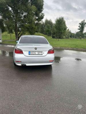 Grey BMW 525 2005 in Panevezys, with an engine capacity of 2.50 L and mileage of 290 thousand km for 2400 €, photo 5 on AUTOMOTO.COM.LV