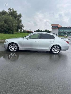Grey BMW 525 2005 in Panevezys, with an engine capacity of 2.50 L and mileage of 290 thousand km for 2400 €, photo 6 on AUTOMOTO.COM.LV
