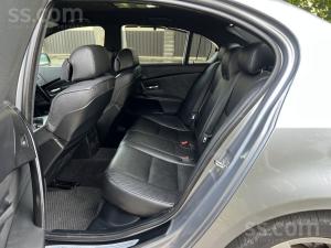 Grey BMW 525 2005 in Daugavpils, with an engine capacity of 2.50 L and mileage of 275 thousand km for 5750 €, photo 9 on AUTOMOTO.COM.LV