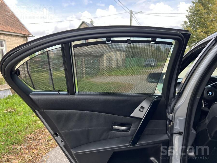 Grey BMW 525 2005 in Daugavpils, with an engine capacity of 2.50 L and mileage of 275 thousand km for 5750 €, photo 13 on AUTOMOTO.COM.LV