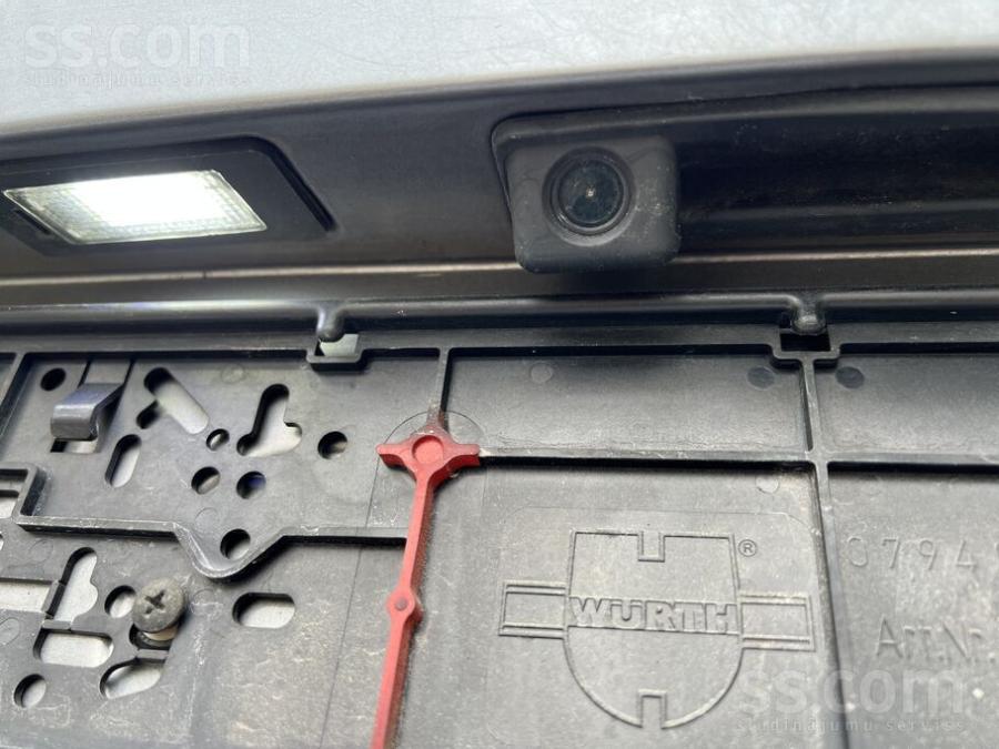 Grey BMW 525 2005 in Daugavpils, with an engine capacity of 2.50 L and mileage of 275 thousand km for 5750 €, photo 19 on AUTOMOTO.COM.LV