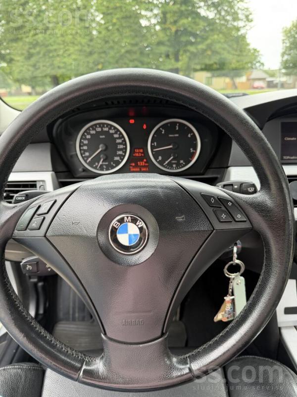 Pelēks BMW 525 2005 Ventspils, ar dzinēja tilpumu 2.50 L un nobraukumu 394 tūkst. km par 2200 €, foto 10 vietnē AUTOMOTO.COM.LV