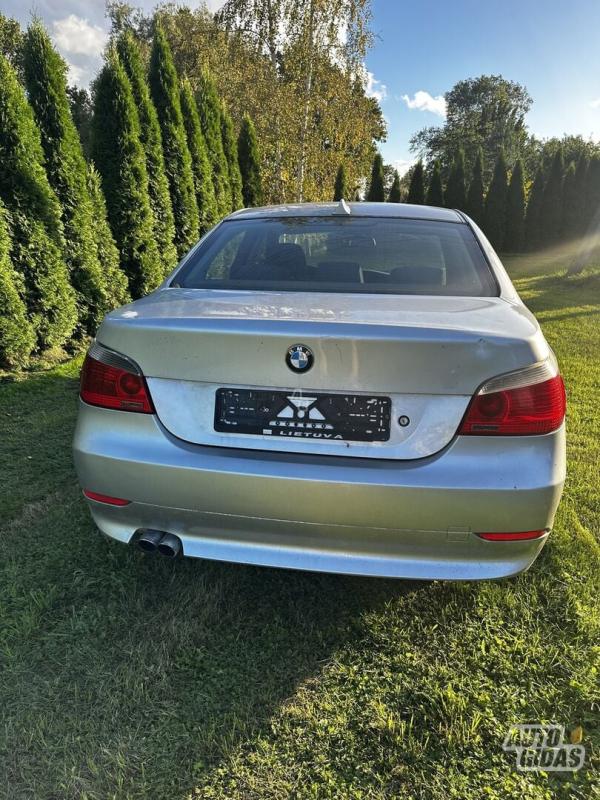 Grey BMW 525 2005 in Panevezys, with an engine capacity of 2.50 L and mileage of 289 thousand km for 1800 €, photo 6 on AUTOMOTO.COM.LV