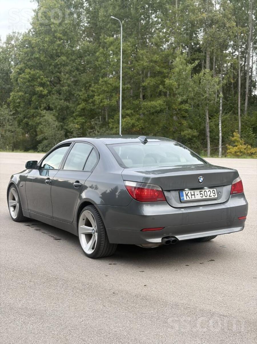 Grey BMW 525 2005 in Madona, with an engine capacity of 2.50 L and mileage of 457 thousand km for 3700 €, photo 4 on AUTOMOTO.COM.LV