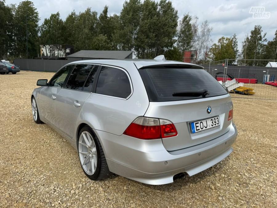 Grey BMW 525 2005 in Kaunas, with an engine capacity of 2.50 L and mileage of 0 thousand km for 2850 €, photo 3 on AUTOMOTO.COM.LV